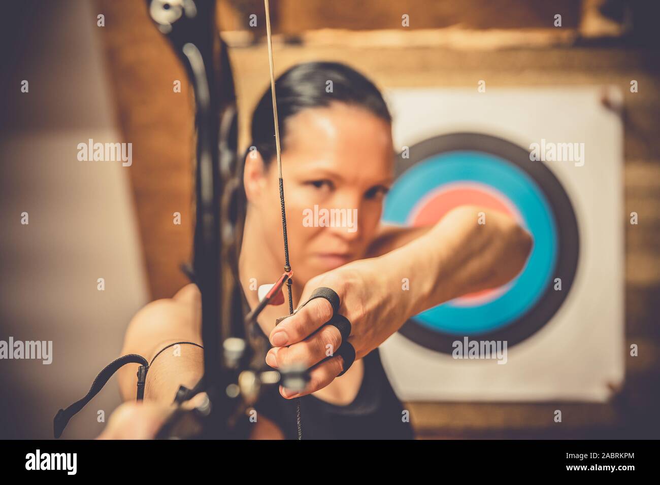 Hand bow shooting competitions hi-res stock photography and images - Alamy