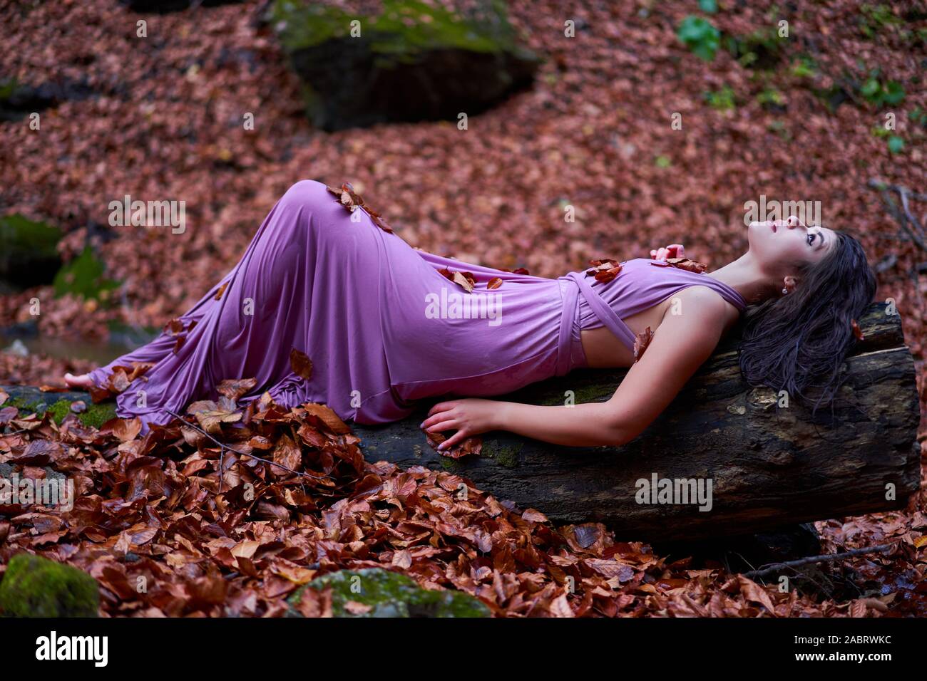 Wet the dress hi-res stock photography and images - Alamy