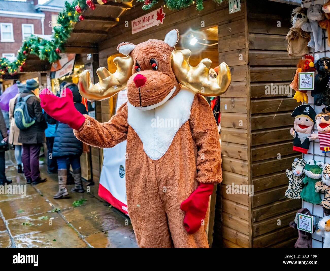 Man dressed up as reindeer hi-res stock photography and images - Alamy
