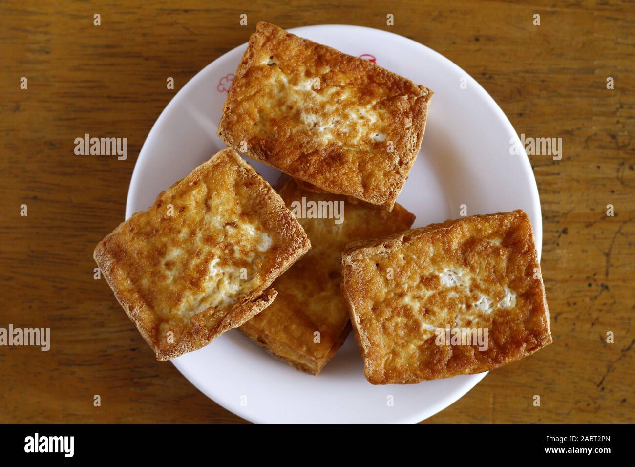 Restaurant fried bean curd hi-res stock photography and images - Alamy