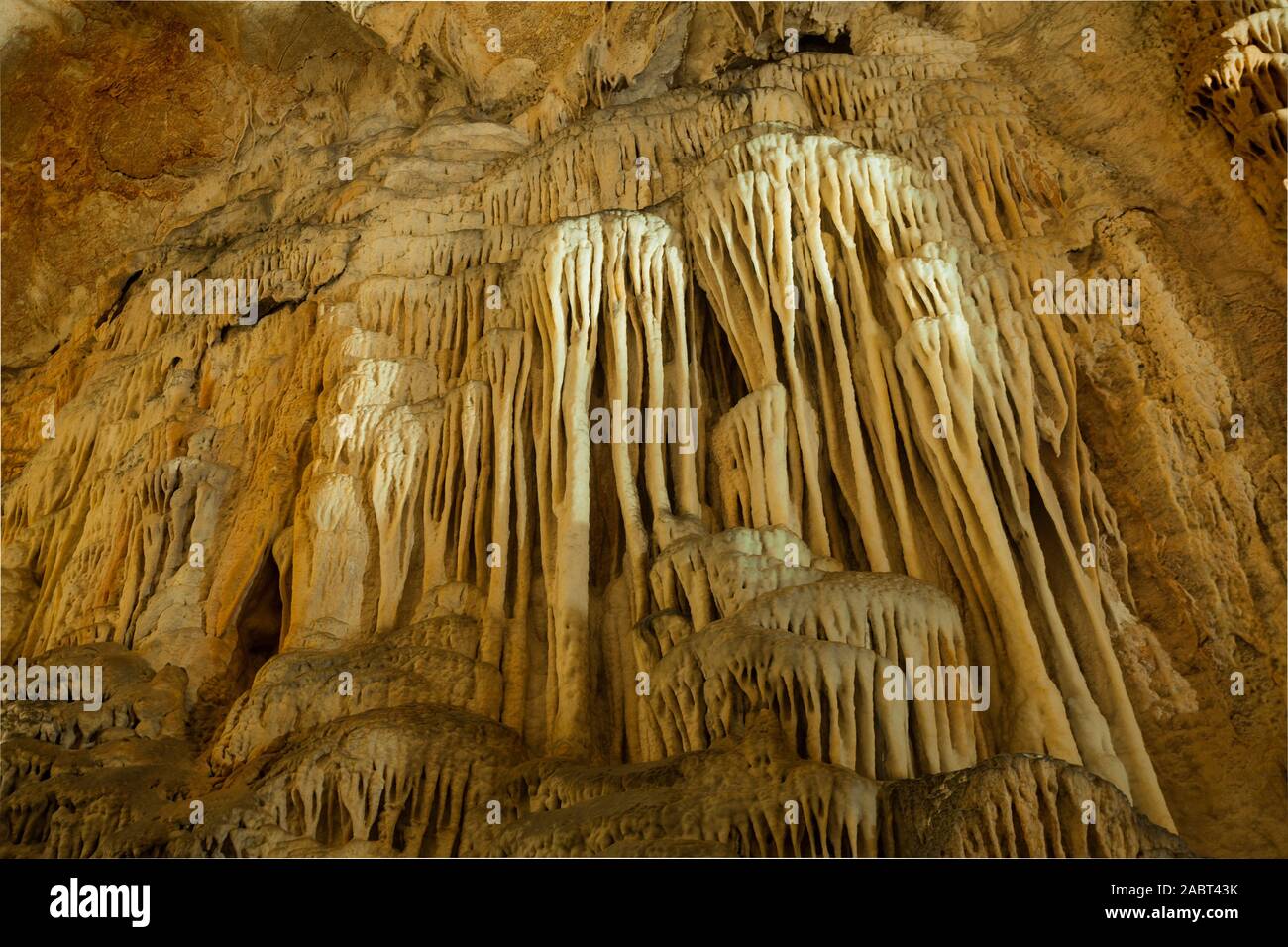 Cavern mountain hi-res stock photography and images - Alamy