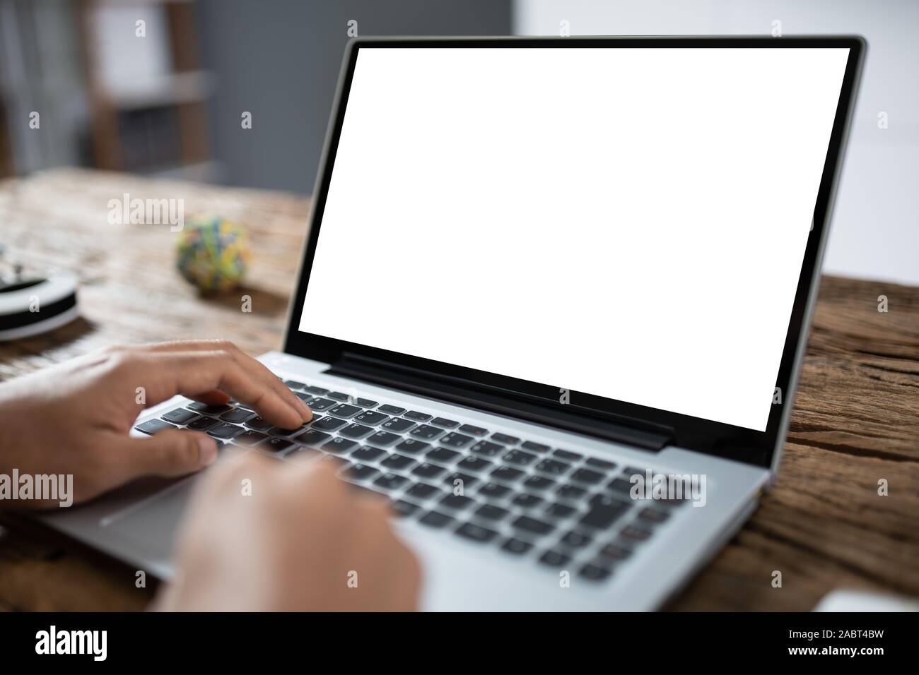 Black man computer screen hi-res stock photography and images - Alamy