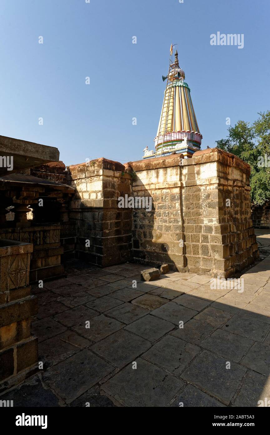 Hemadpanthi Sangameshwar temple Stock Photo - Alamy