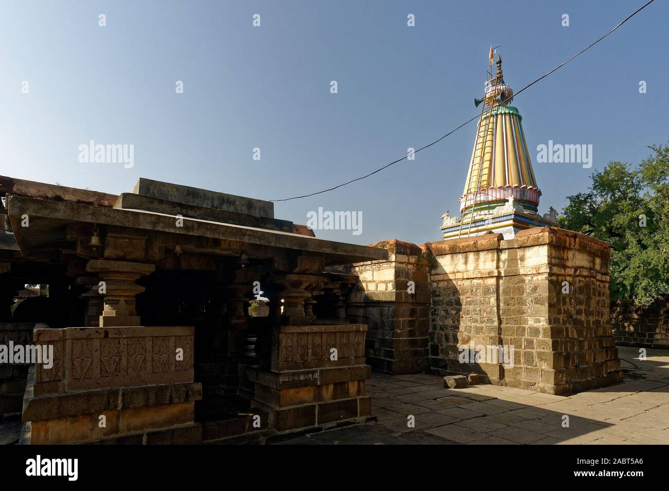 Hemadpanthi Sangameshwar temple Stock Photo - Alamy