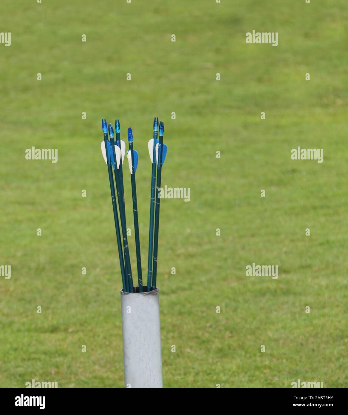 Flight archery hi-res stock photography and images - Alamy