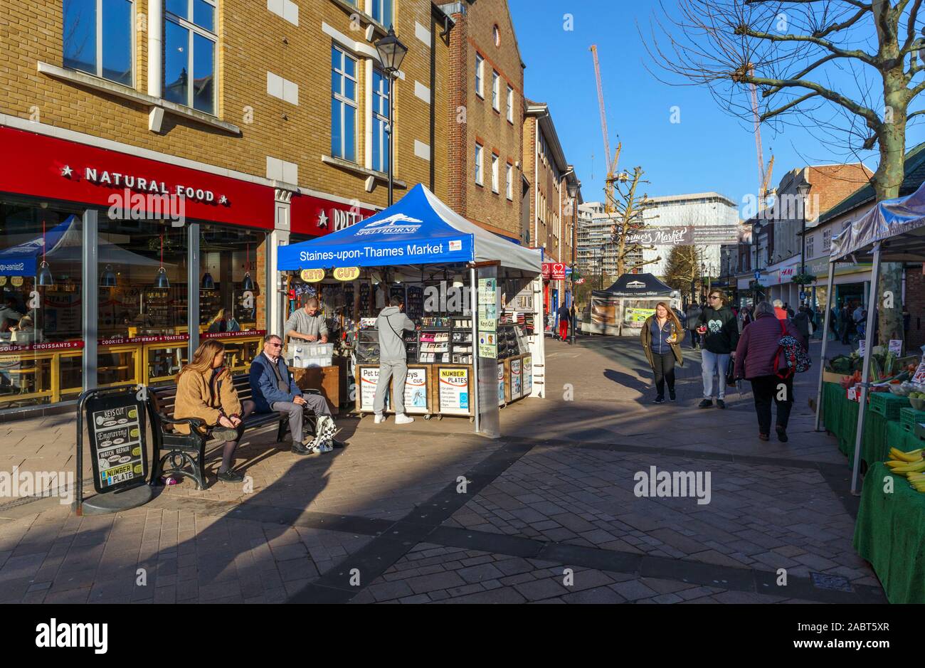 In Staines Stock Photos & In Staines Stock Images - Alamy
