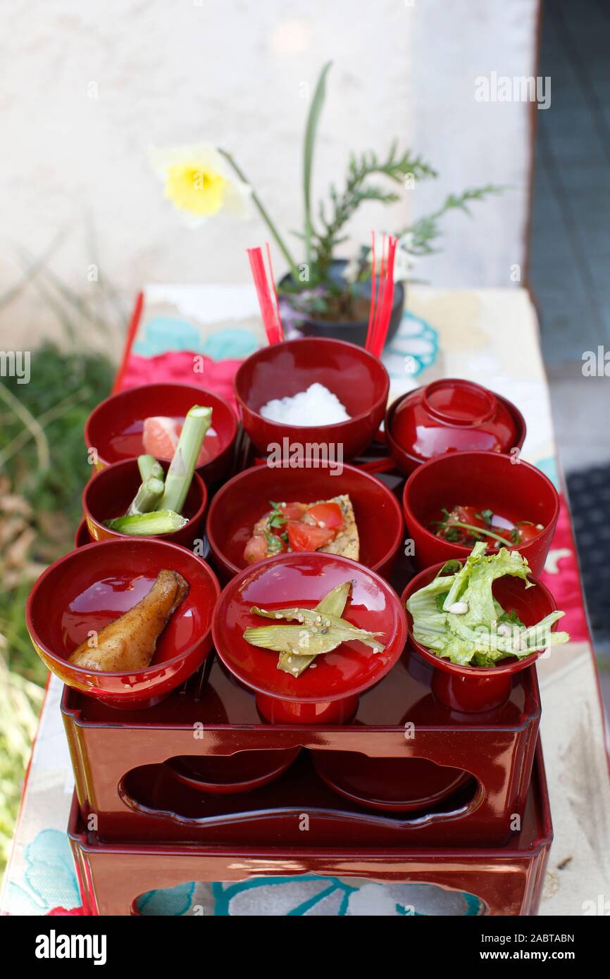 Food offerings hi-res stock photography and images - Alamy
