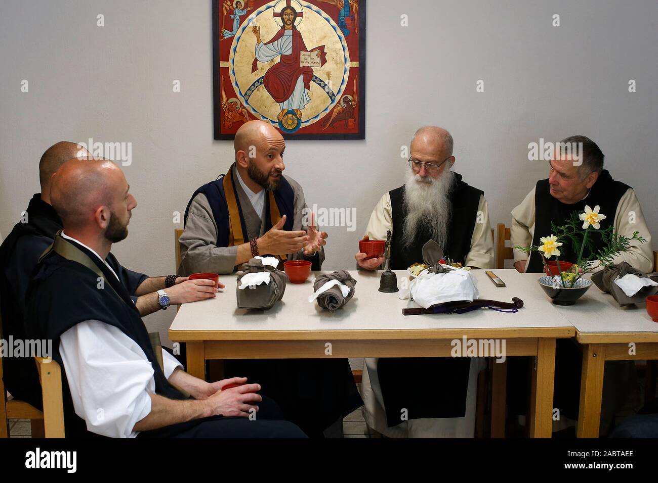 Zen sesshin (retreat) in Tamie catholic monastery, France. Zen buddhist ...