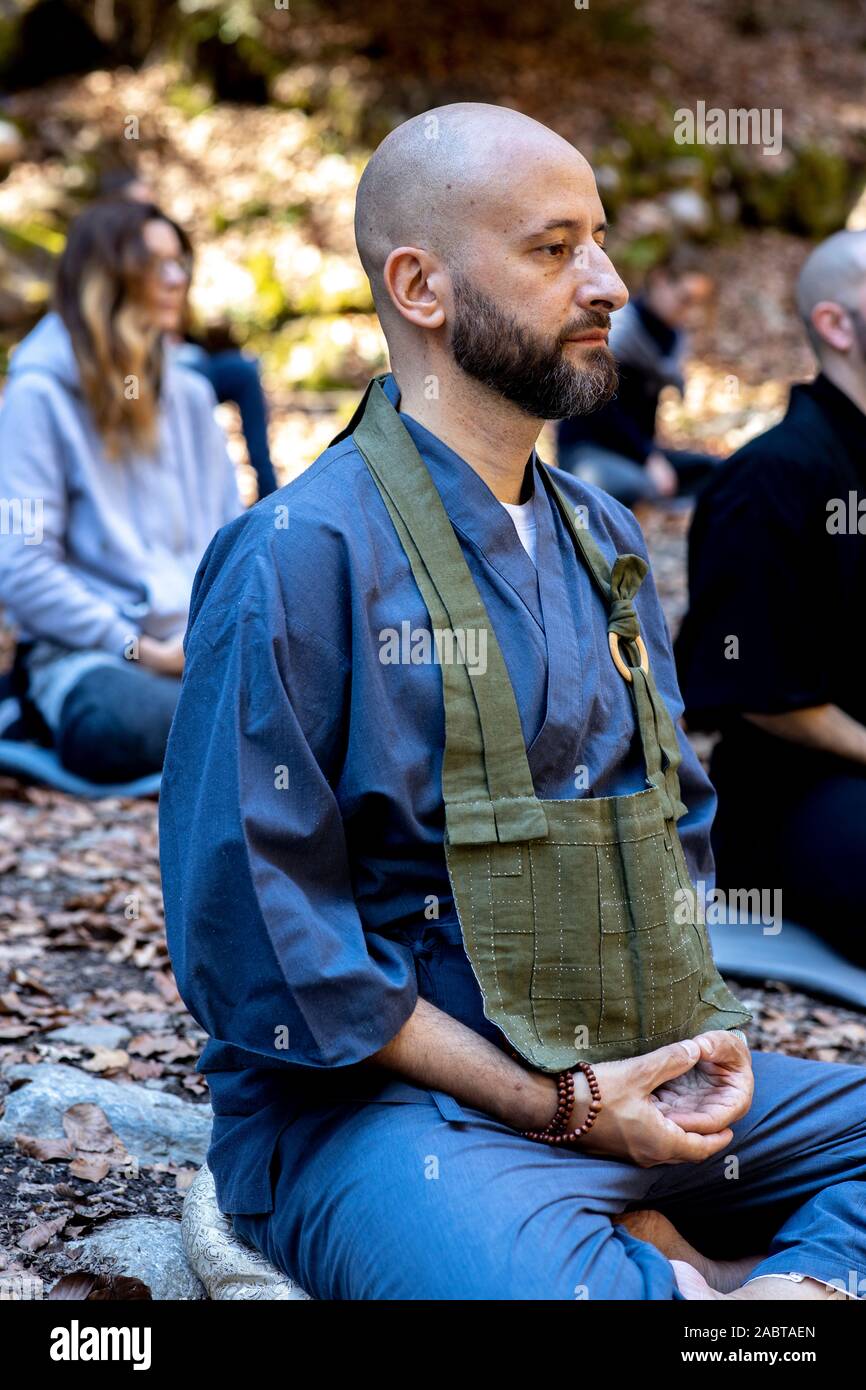 Zen sesshin (retreat) in Tamie, France. Zazen meditation Stock Photo ...