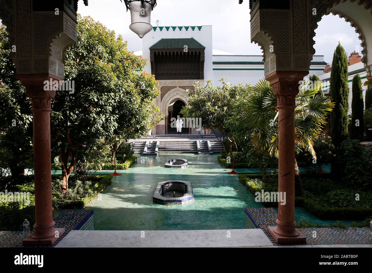 Great Paris Mosque (Grande Mosquee de Paris), France Stock Photo - Alamy