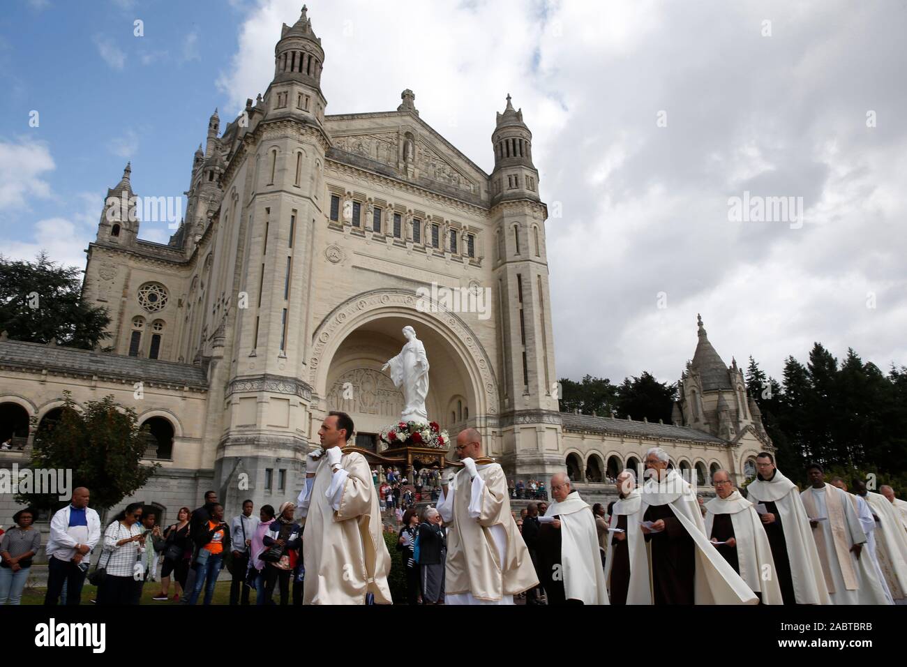 Assumption celebration at St Teresa basilica, Lisieux, France. Marian ...