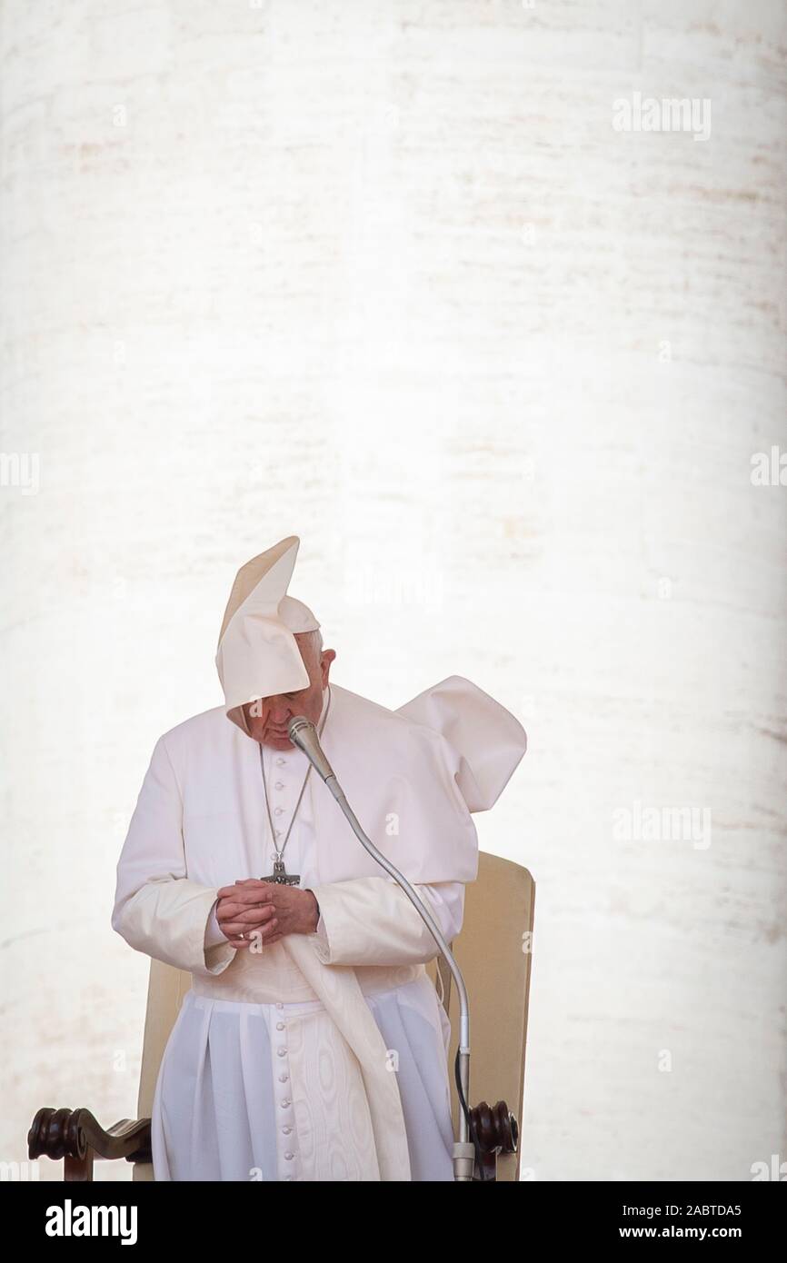 Pope Francis praying at the end of his weekly general audience in St ...