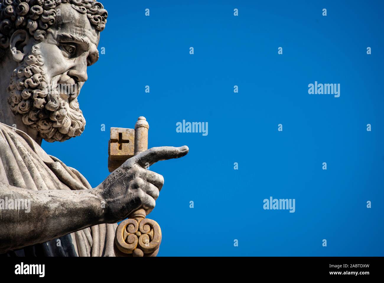 Statue of Saint Peter holding the key of heaven outside St Peter's ...