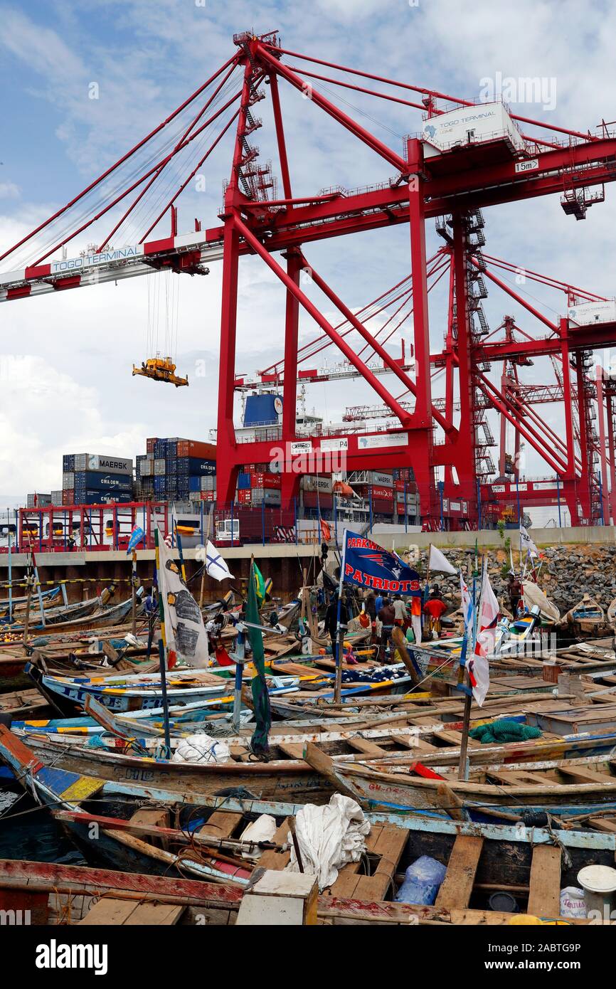 Port of Lome. Container terminal. Togo Stock Photo - Alamy