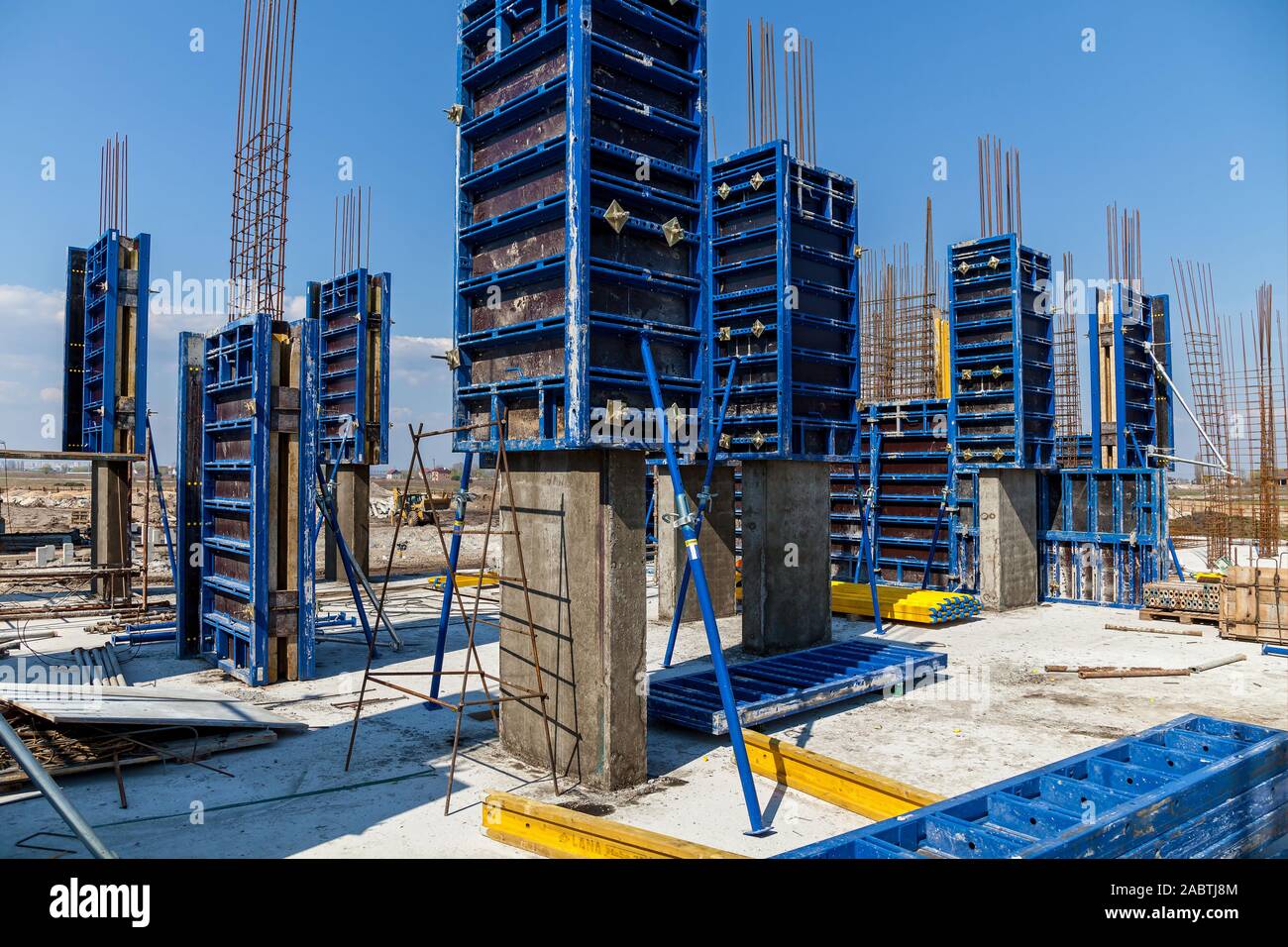 Concrete encasement hi-res stock photography and images - Alamy