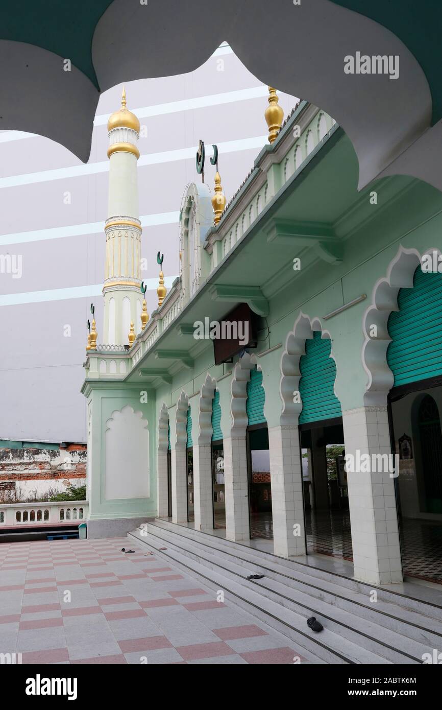 The Saigon Central Mosque ( Masjid Musulman) was built in 1935 Stock ...