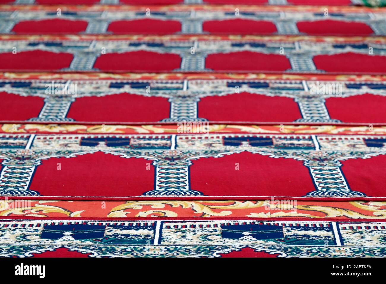Islamic prayer rug in a mosque Stock Photo - Alamy