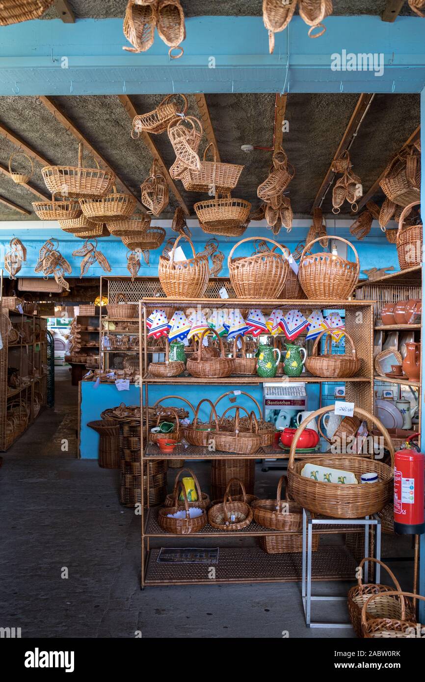 Wickerwork in camacha madeira hi-res stock photography and images - Alamy