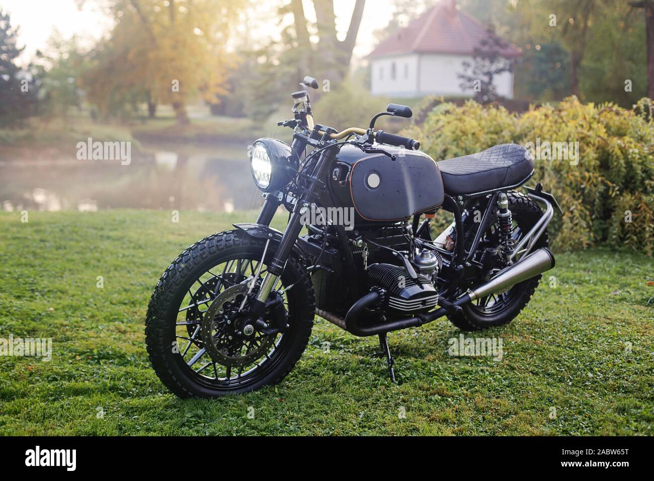 Classic bike hi-res stock photography and images - Alamy