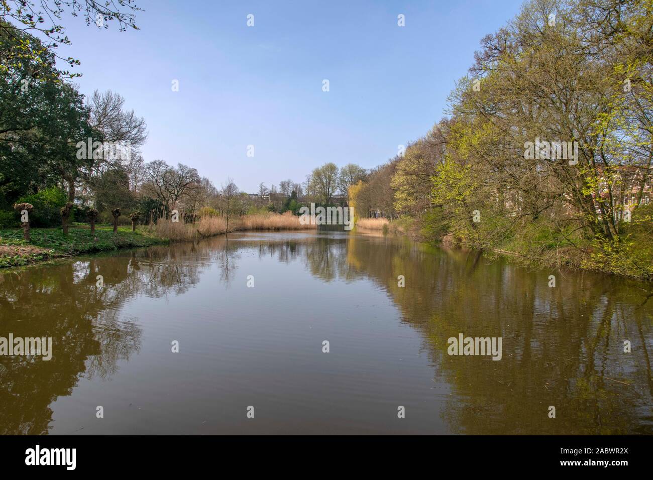 Pond At The Frankendael Park In Spring Amsterdam The Netherlands 2019 ...