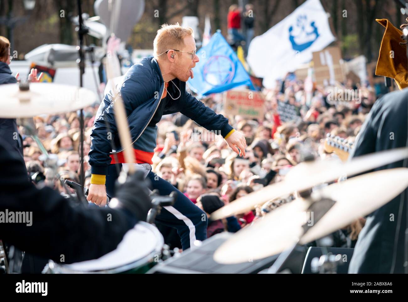Berlin, Germany. 29th Nov, 2019. Peter Fox from the band Seeed plays at ...