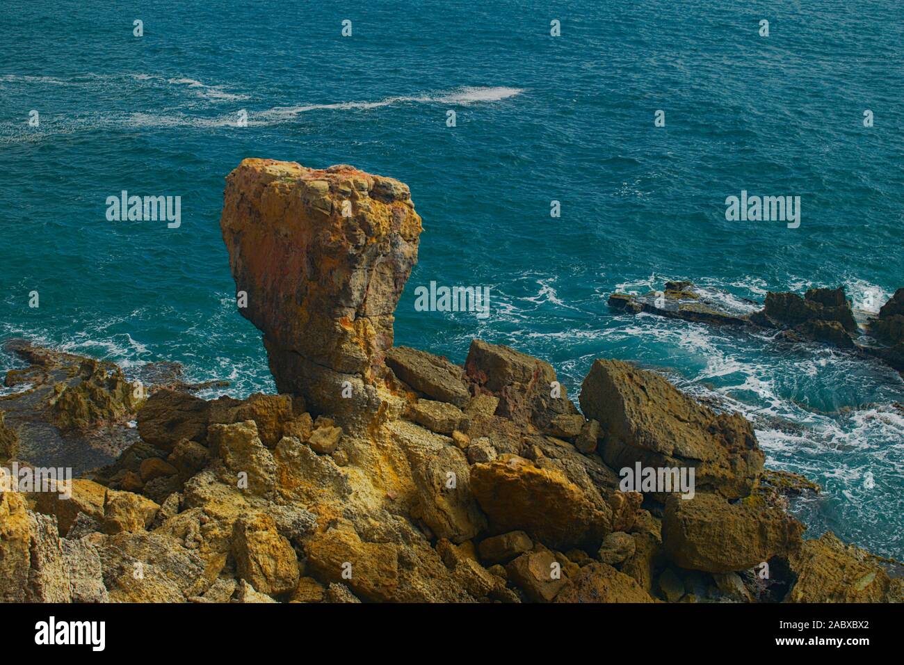 Strange rocks hi-res stock photography and images - Alamy