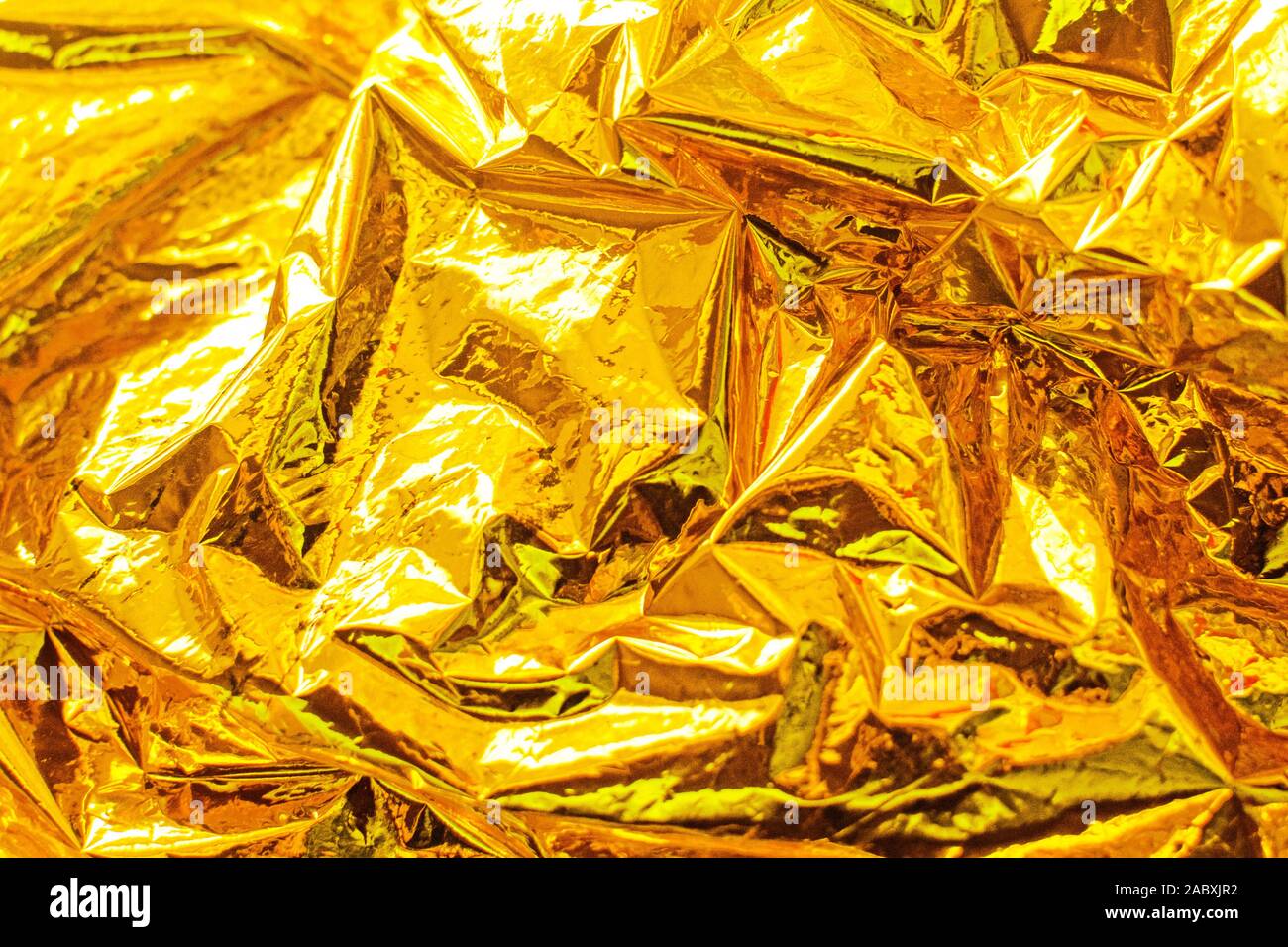Gold foil texture metallic hi-res stock photography and images - Alamy
