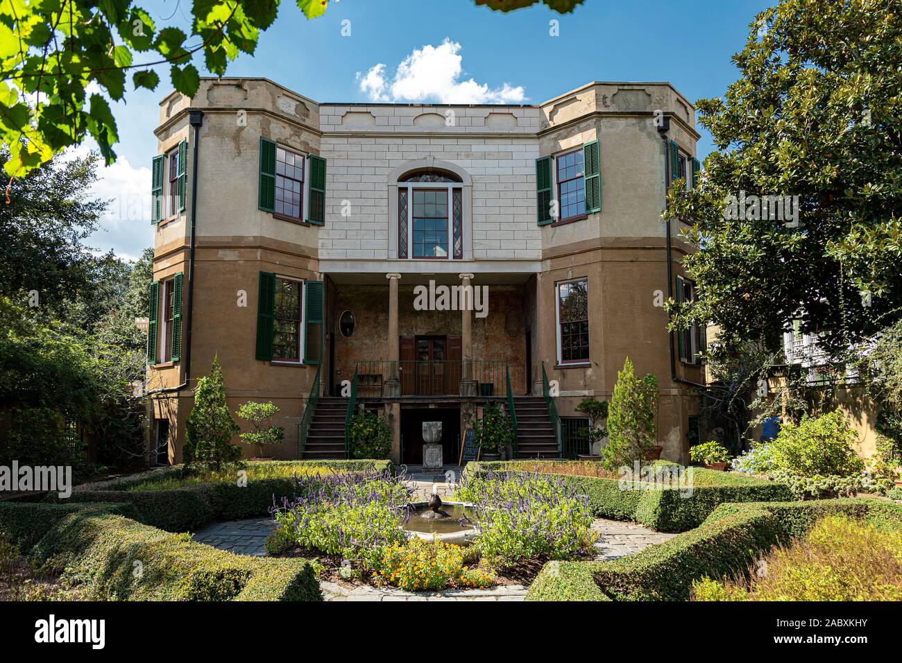 Owens-Thomas House and gardens Stock Photo - Alamy