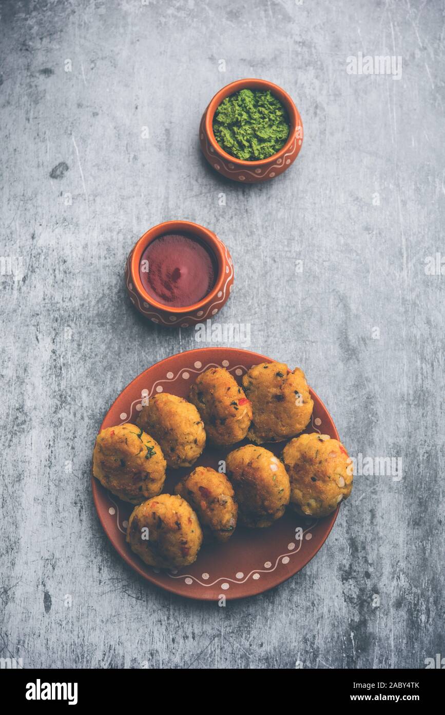 Poha chutney hi-res stock photography and images - Alamy