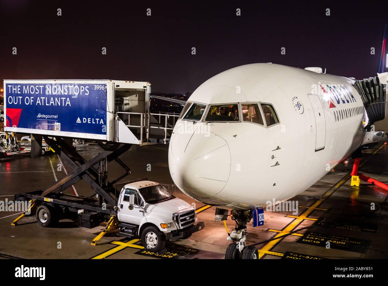 Delta Airlines Boeing 767-400 aircraft seen at Hartsfield-Jackson ...