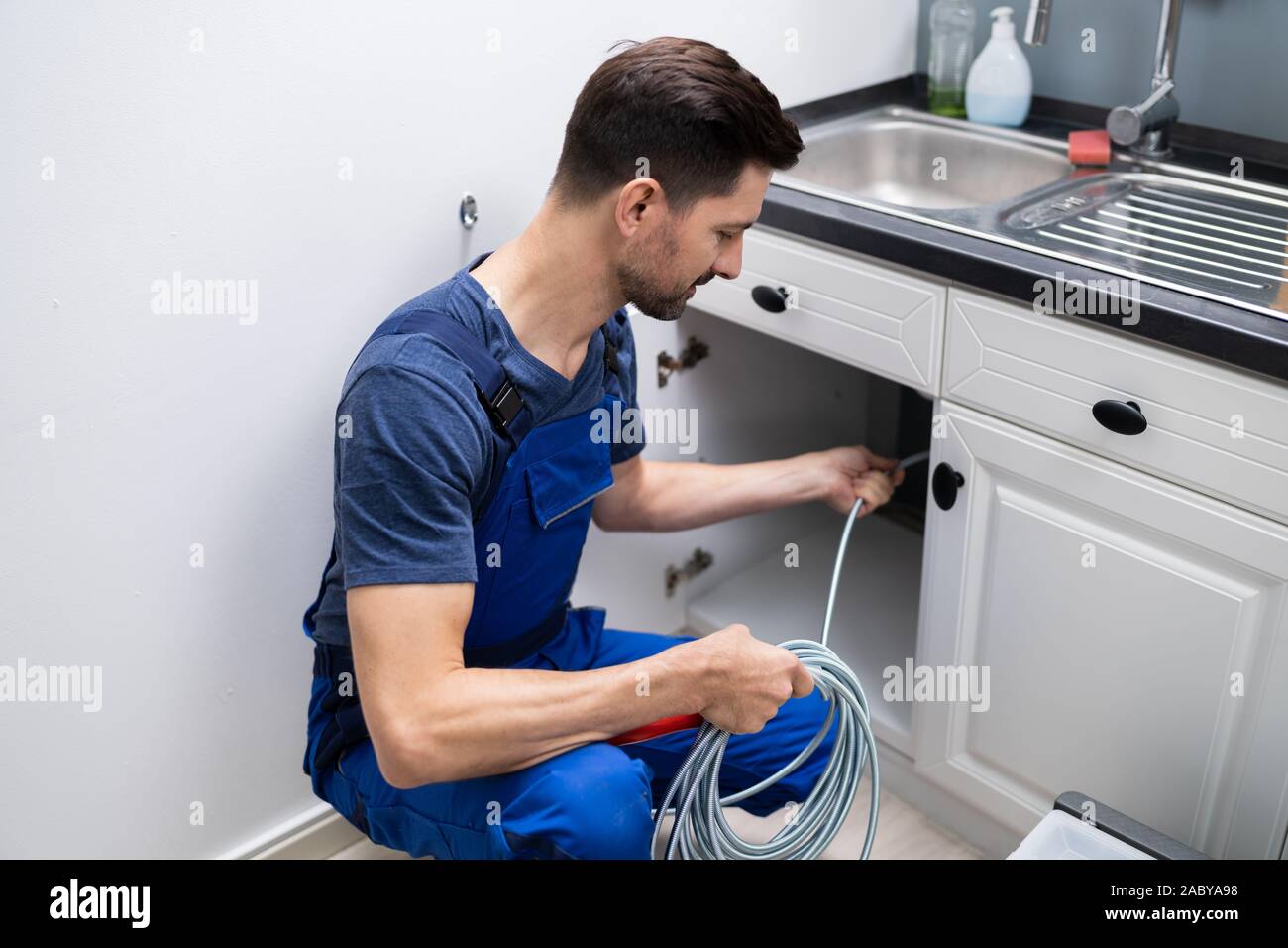Pipe cleaning hi-res stock photography and images - Alamy