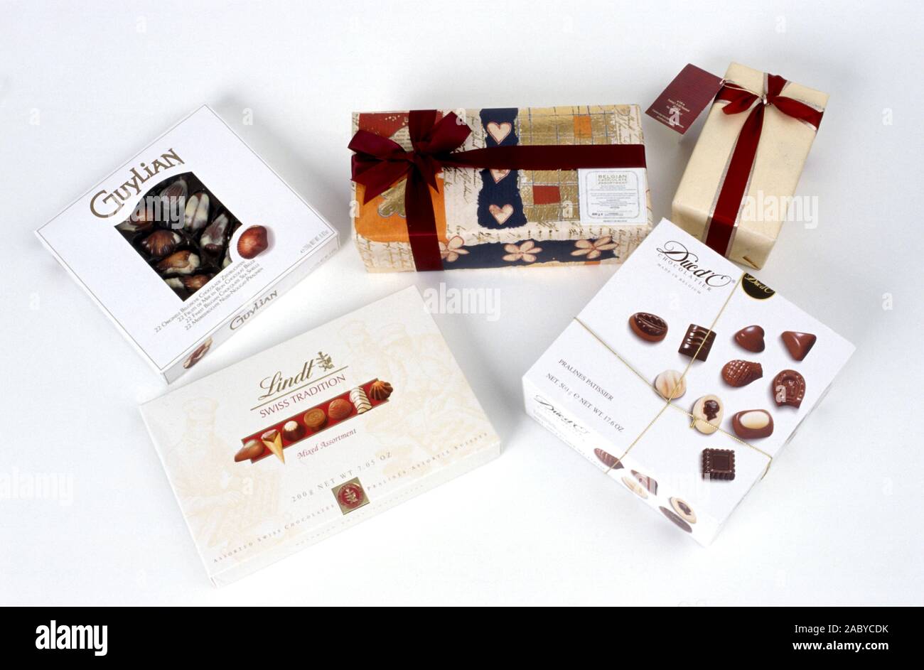 Lindt chocolates hi-res stock photography and images - Alamy
