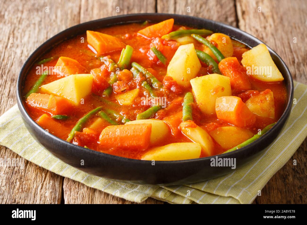 Ethiopian dish hi-res stock photography and images - Alamy