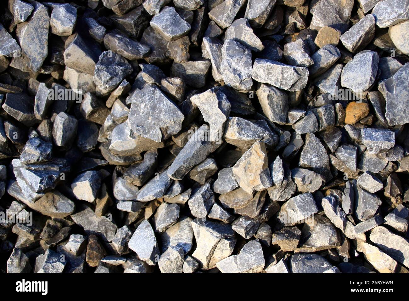 Gravel street hi-res stock photography and images - Alamy