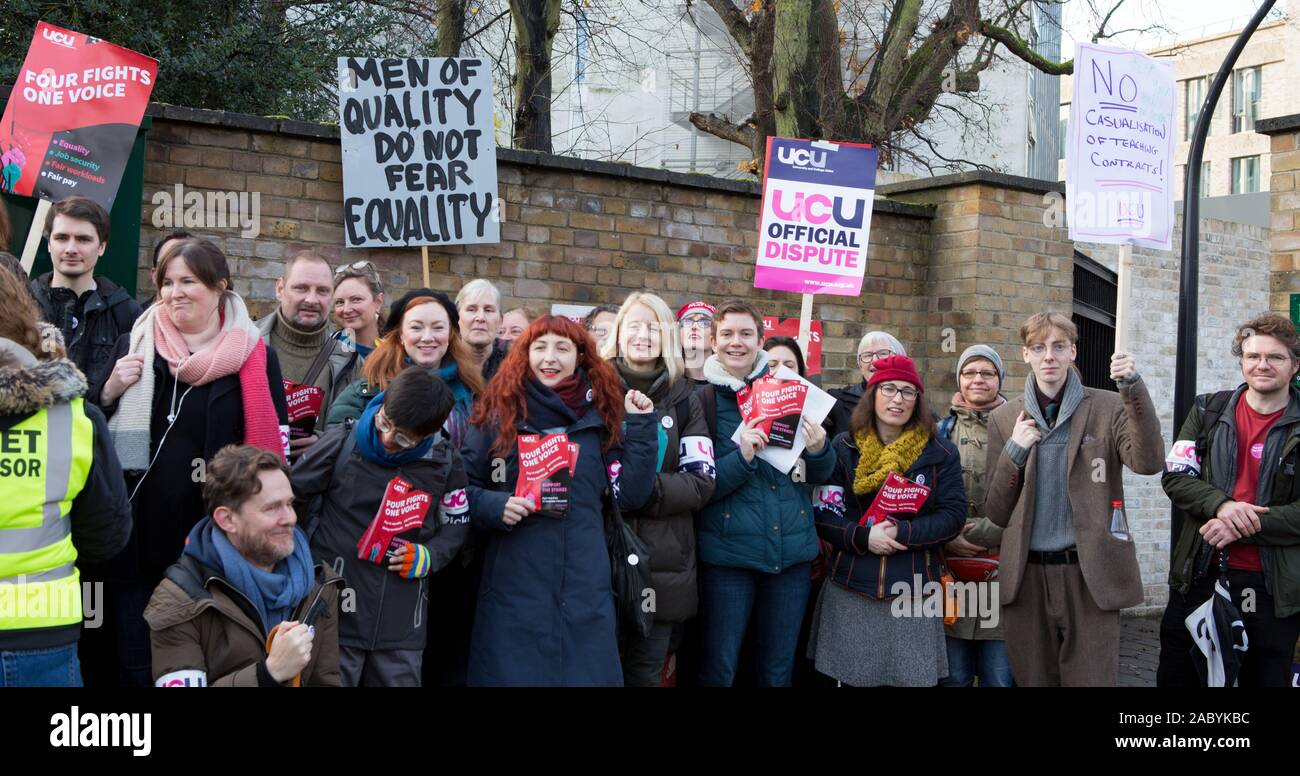 University picket line hi-res stock photography and images - Alamy