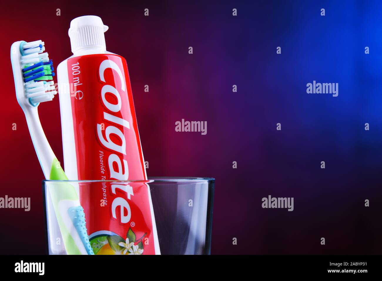 Colgate palmolive toothpaste hi-res stock photography and images - Alamy