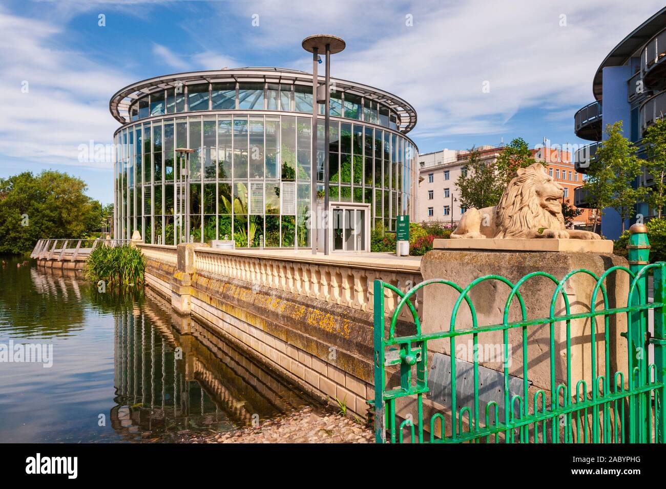 Sunderland museum winter garden hi-res stock photography and images - Alamy