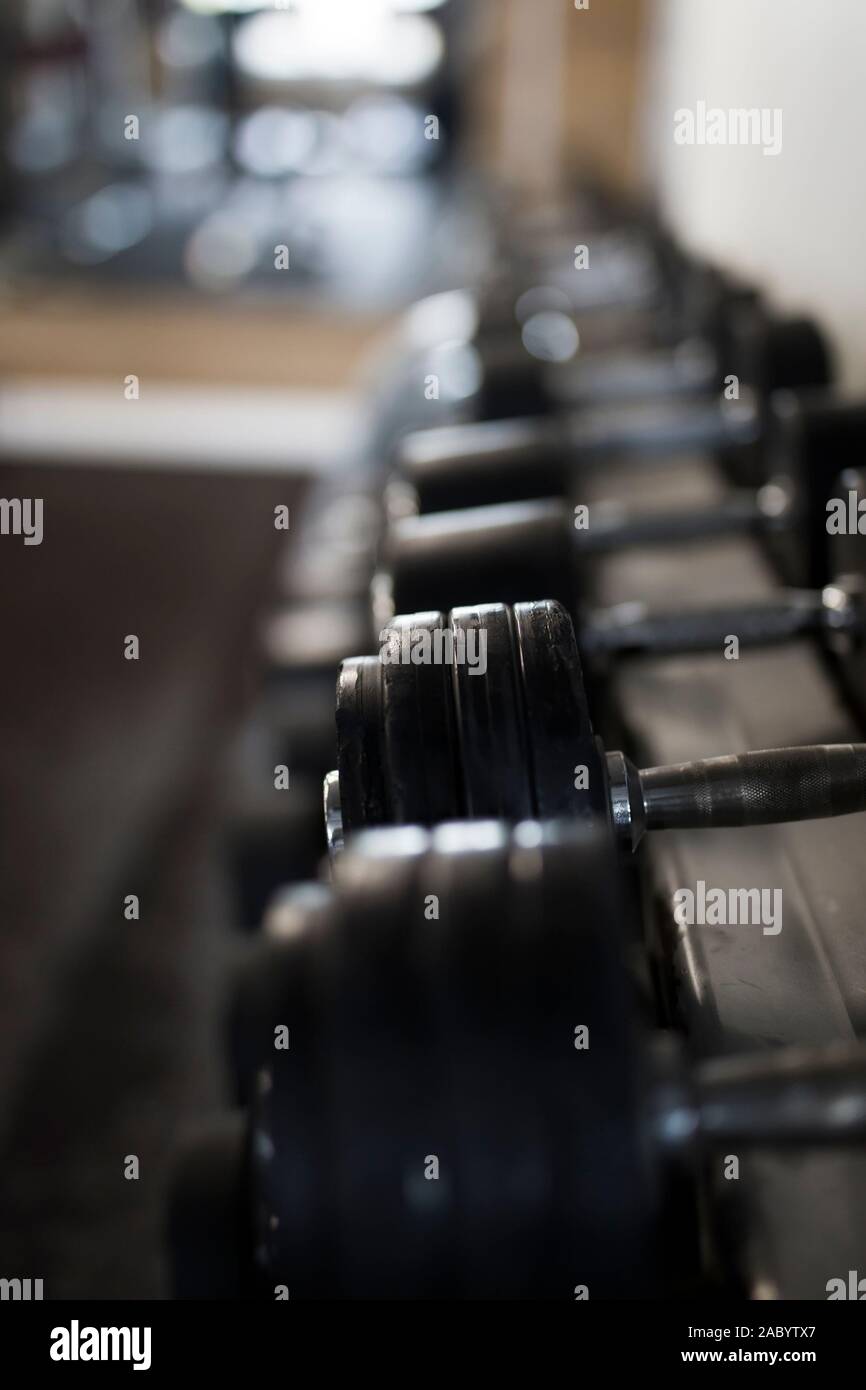 Dumbells rack hi-res stock photography and images - Alamy