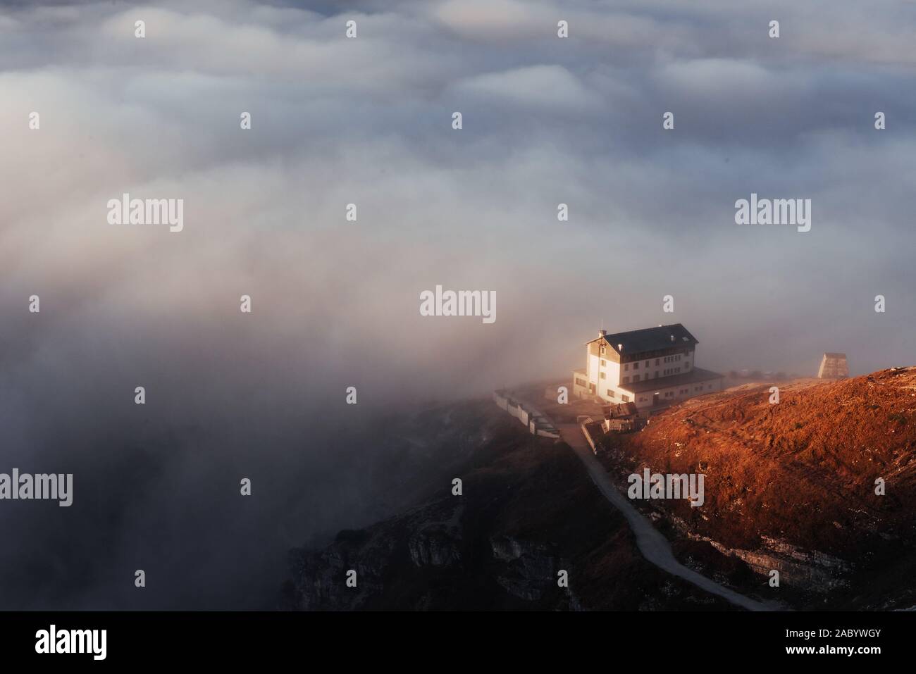 Receiving range hi-res stock photography and images - Alamy