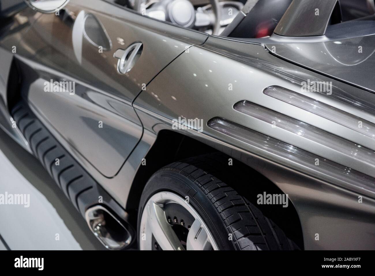 Roofless car hi-res stock photography and images - Alamy