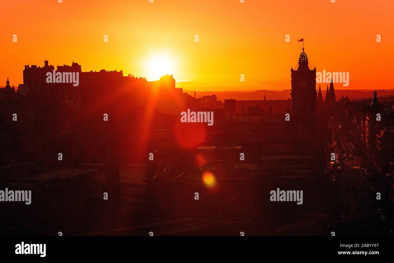 Edinburgh during sunset hi-res stock photography and images - Alamy