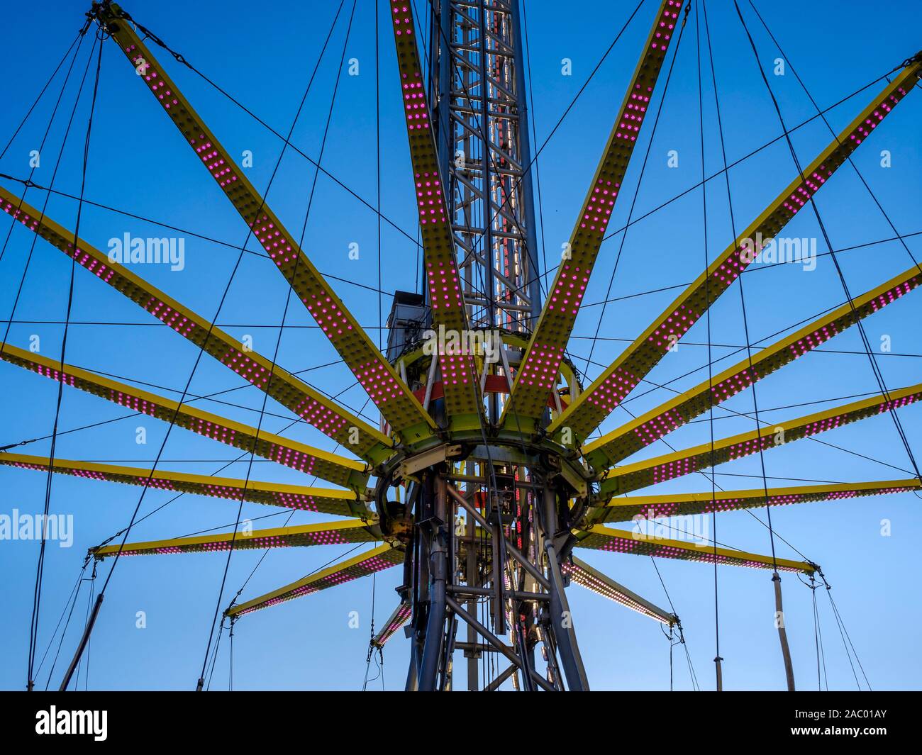 Star flyer ride edinburgh christmas hi-res stock photography and images ...