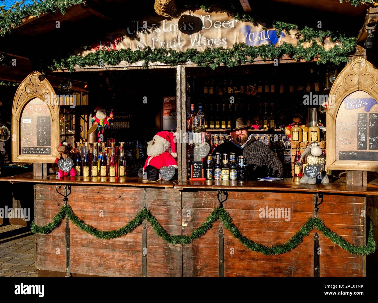 Beer stall hi-res stock photography and images - Alamy