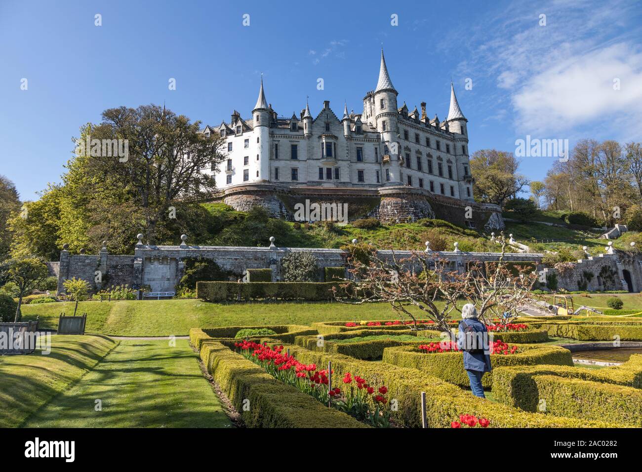 View of the rear facade of Dunrobin Castle with the gardens in the ...