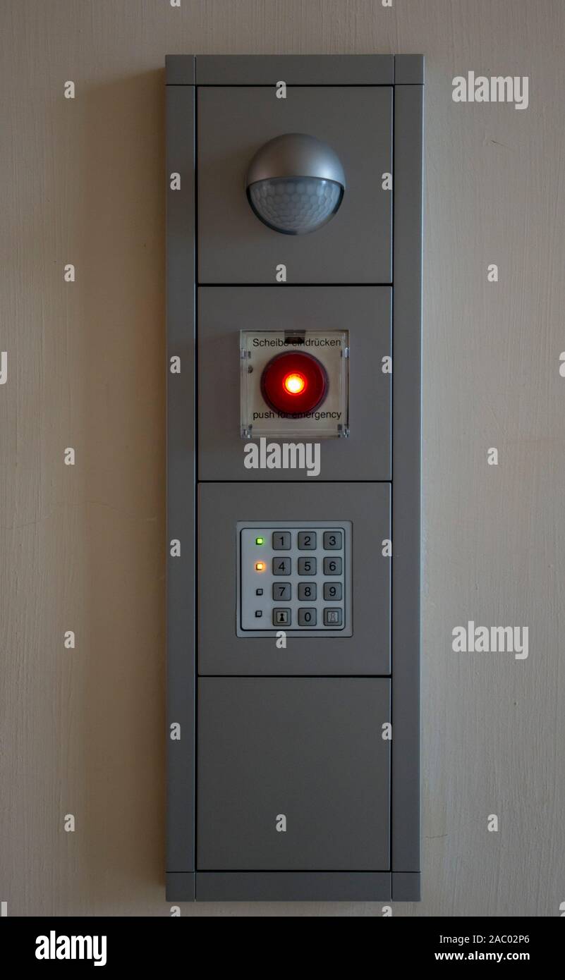 Emergency button hi-res stock photography and images - Alamy