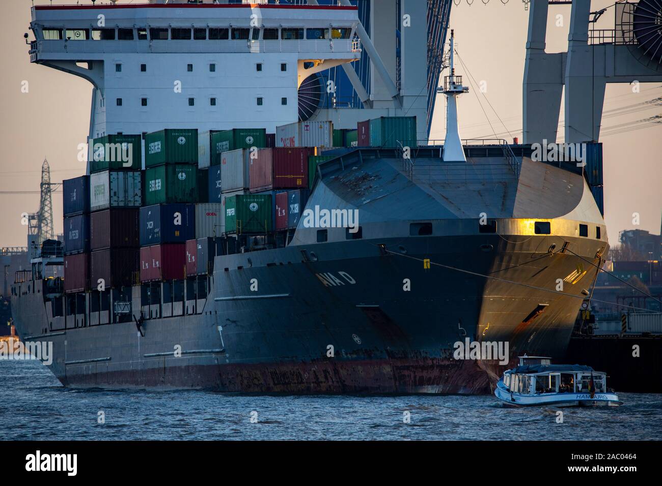 Hamburg, harbour, Elbe, container terminal Burchardkai, harbour tour ...