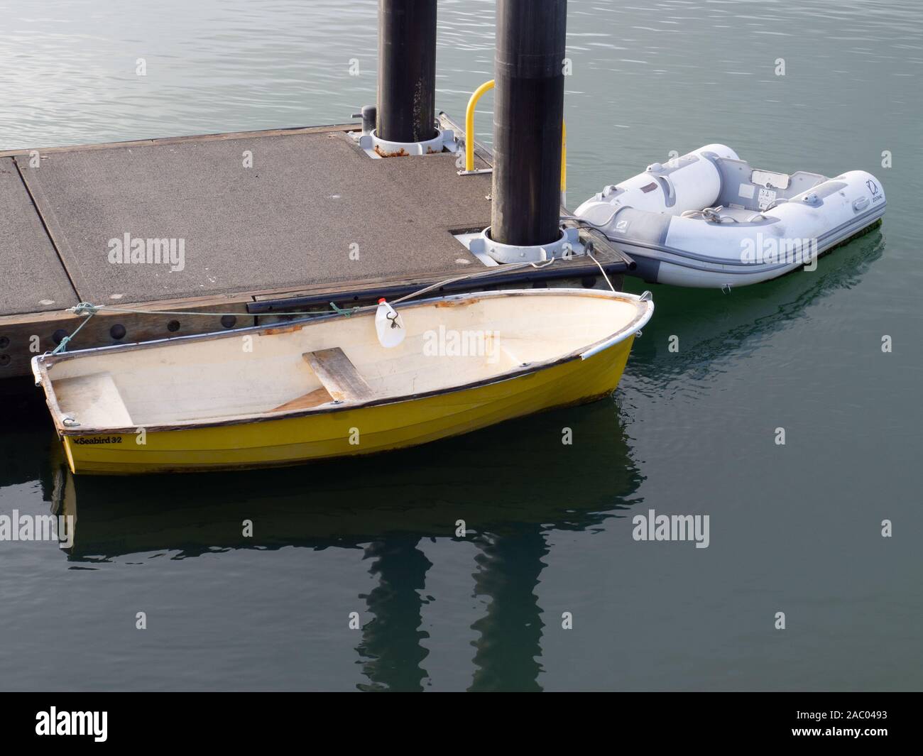 Mooring small boats hi-res stock photography and images - Alamy