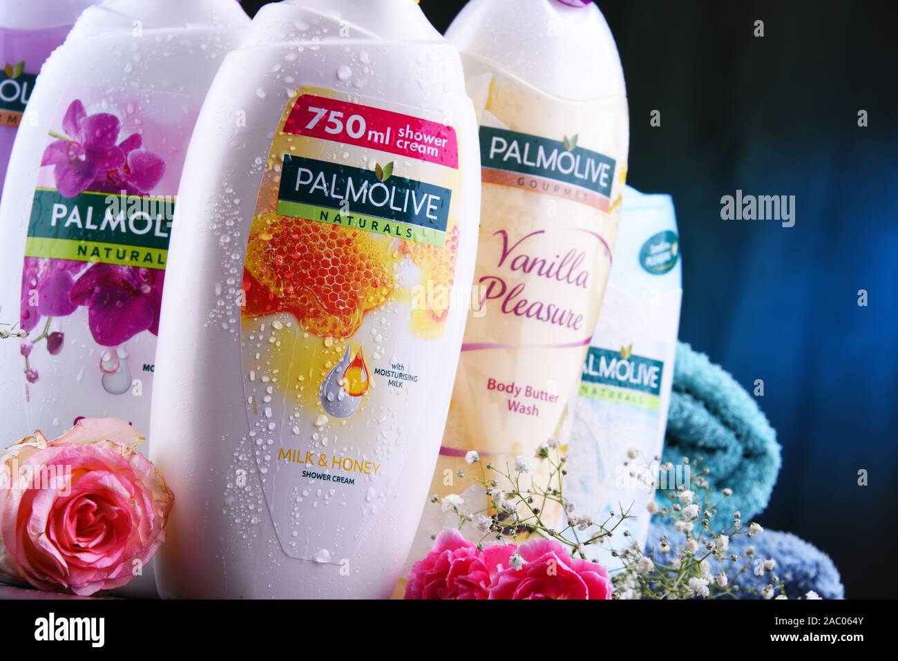 Palmolive shampoo hi-res stock photography and images - Alamy