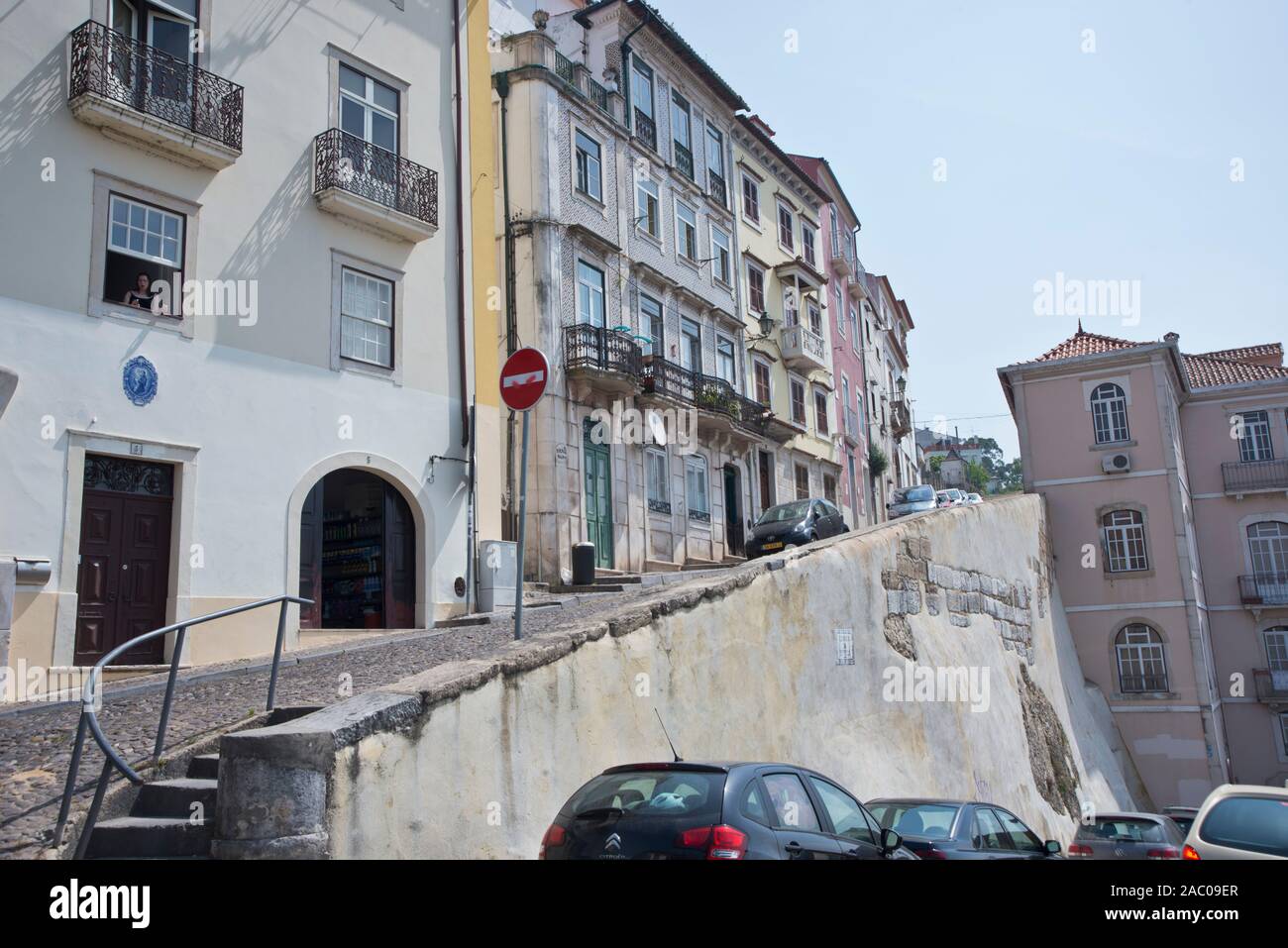 Urban steet hi-res stock photography and images - Alamy