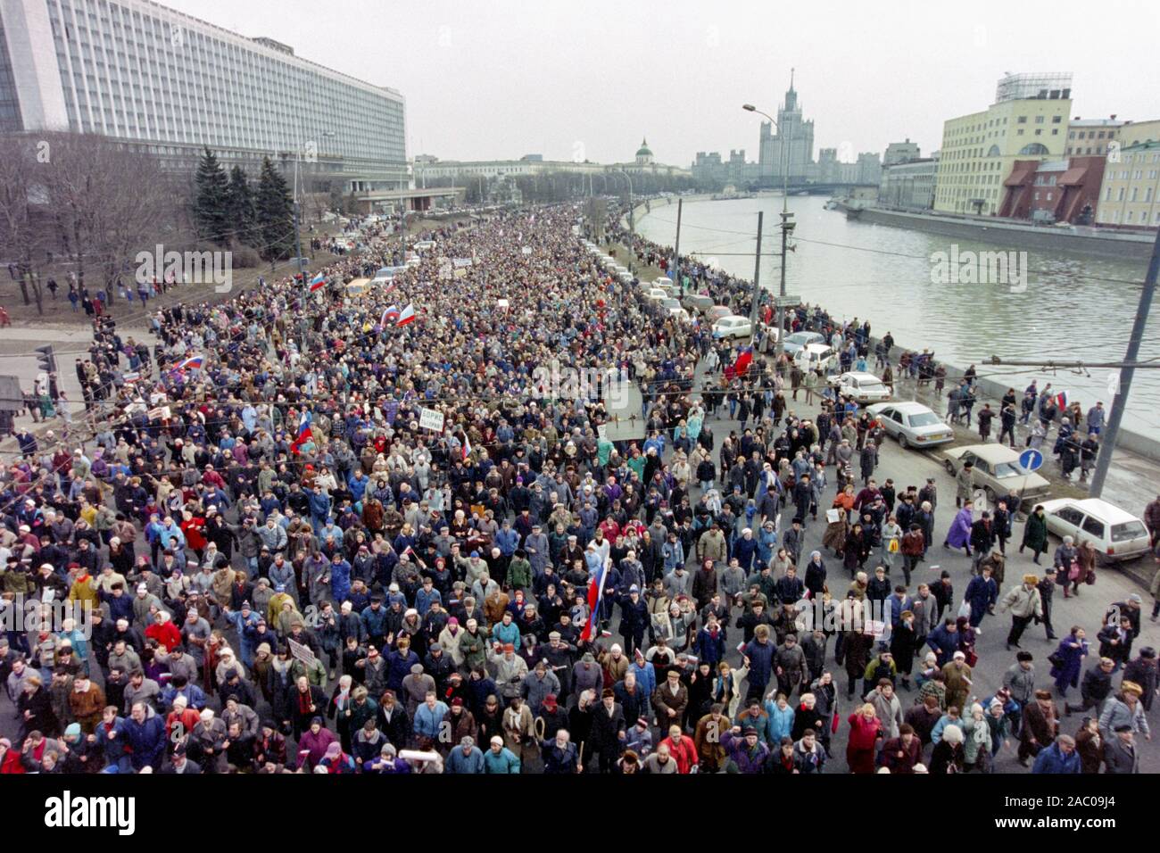 Demonstration of soviet people hi-res stock photography and images - Alamy
